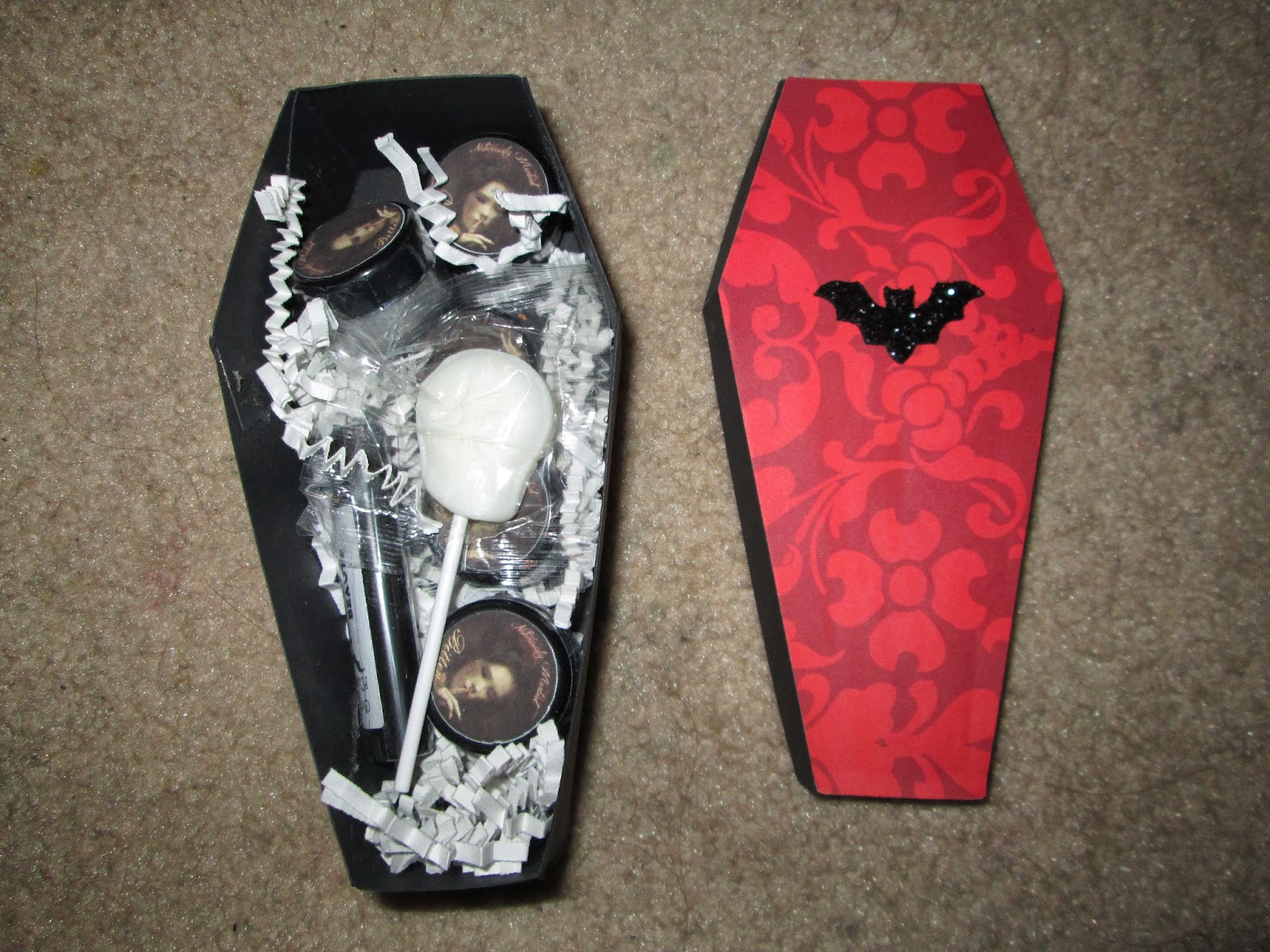 Notoriously Morbid Halloween '13 Coffin Set