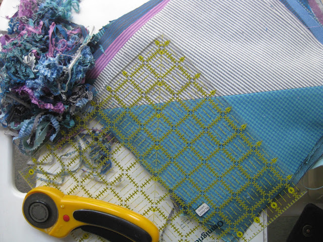 The Chain Piecer: Terrific Triangles - and a finish to share!