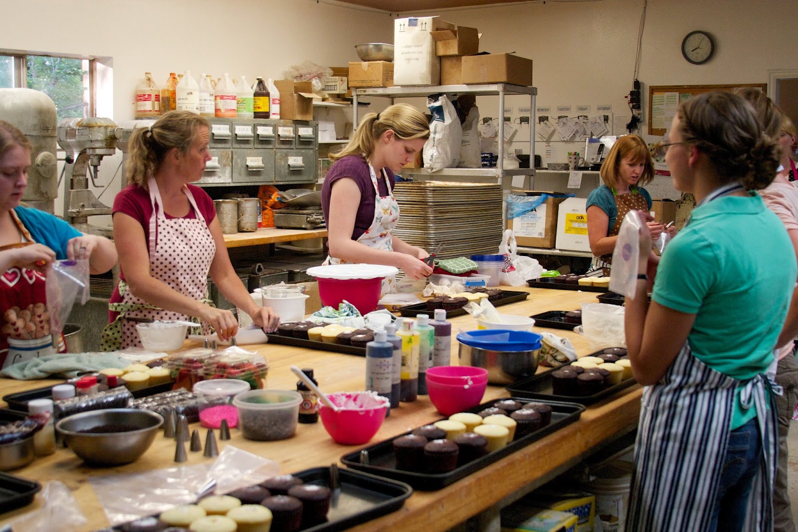 Cupcake & Cake Decorating Classes