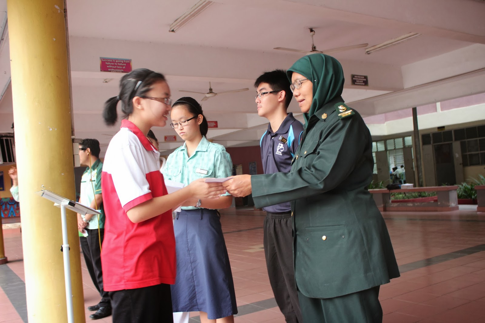 SMKBJ RASMI: MAJLIS PENGHARGAAN BAGI PELAJAR YANG MENDAPAT MARKAH ...