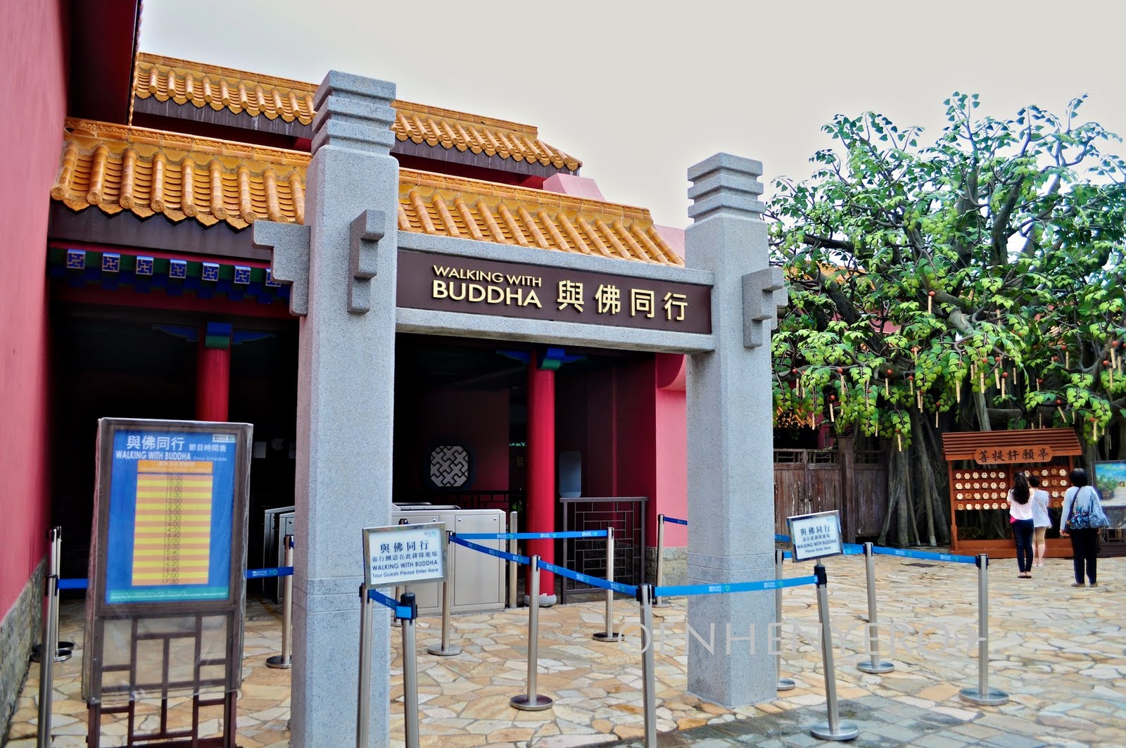 braggies: Hong Kong Trip: Exploring Ngong Ping 360