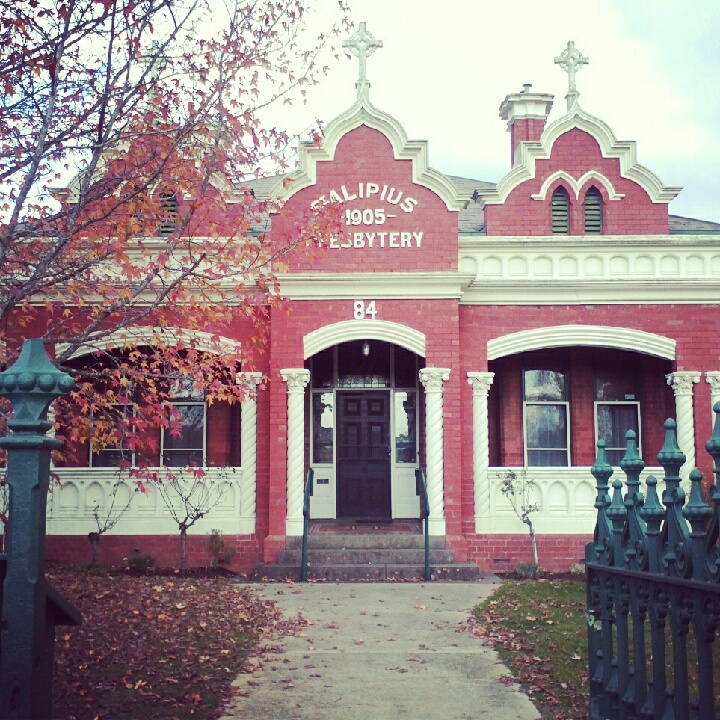 More Icing {please}: ::beautiful buildings ~ st alipius presbytery::