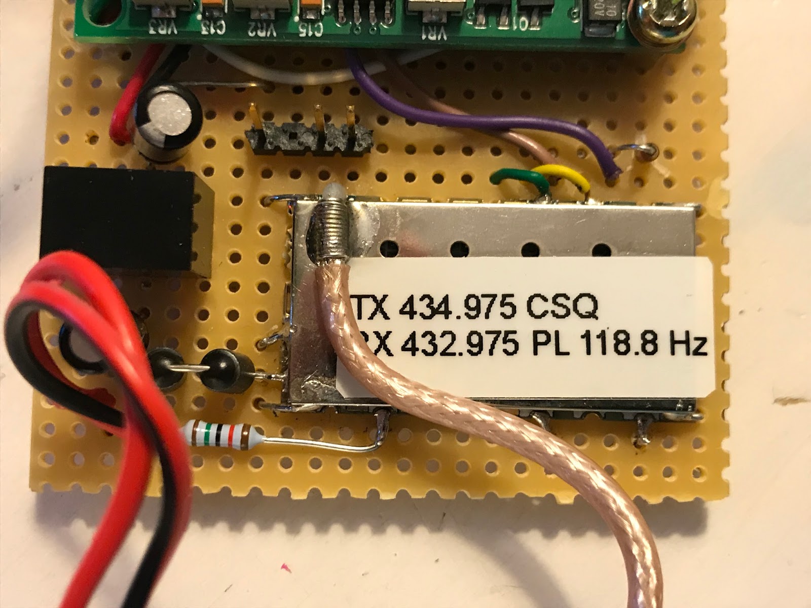 Experimenting with SA818 miniature RF modules