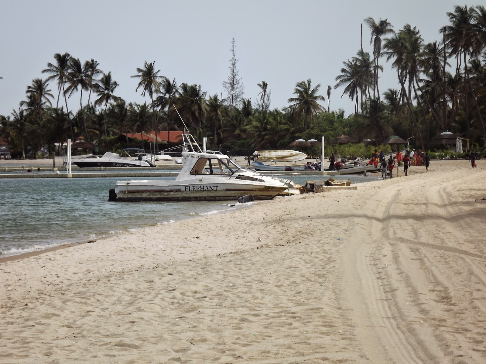 LIVRES PENSANTES: A Ilha do Mussulo