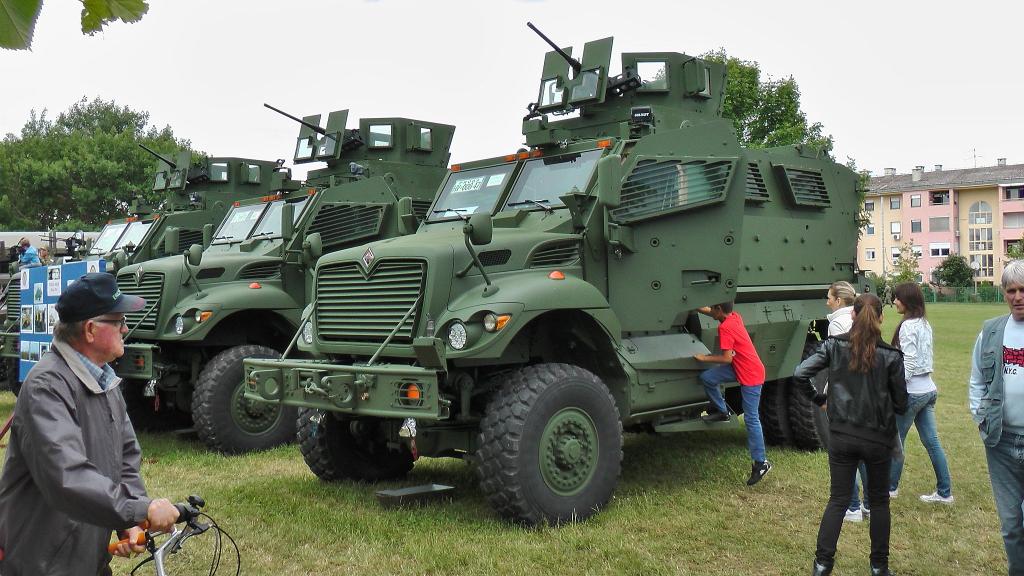 Defence Horizon: MaxxPro MRAP -Mine Resistant Ambush Protected