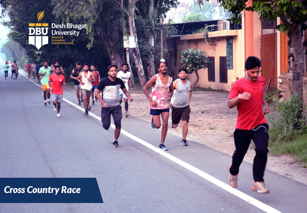 The World Famous Centenarian Sprinter Mann Kaur Gives Away Medals To ...