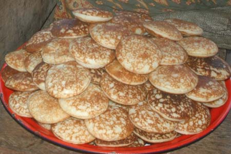 "Pinukuik", Serabi Asal Padang - sumatrazone