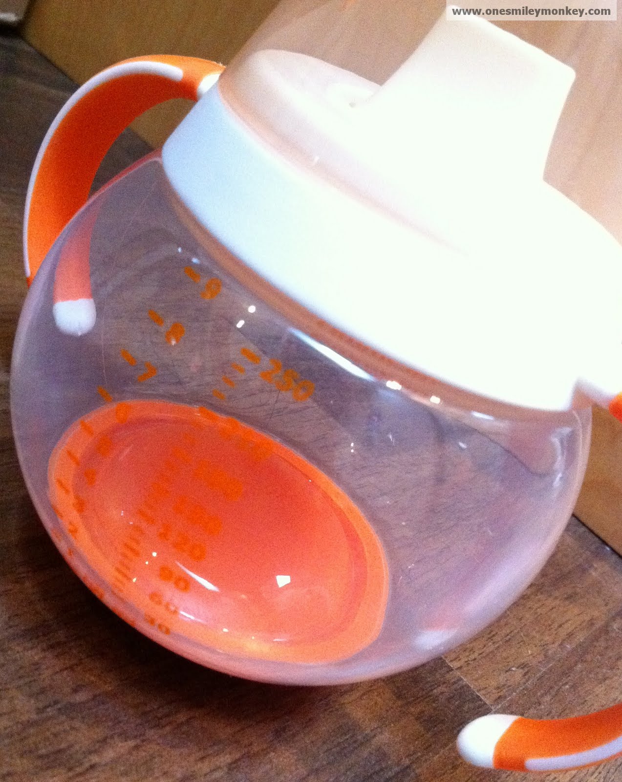 mOmma Non-Spill Cup & Dual Handle Review