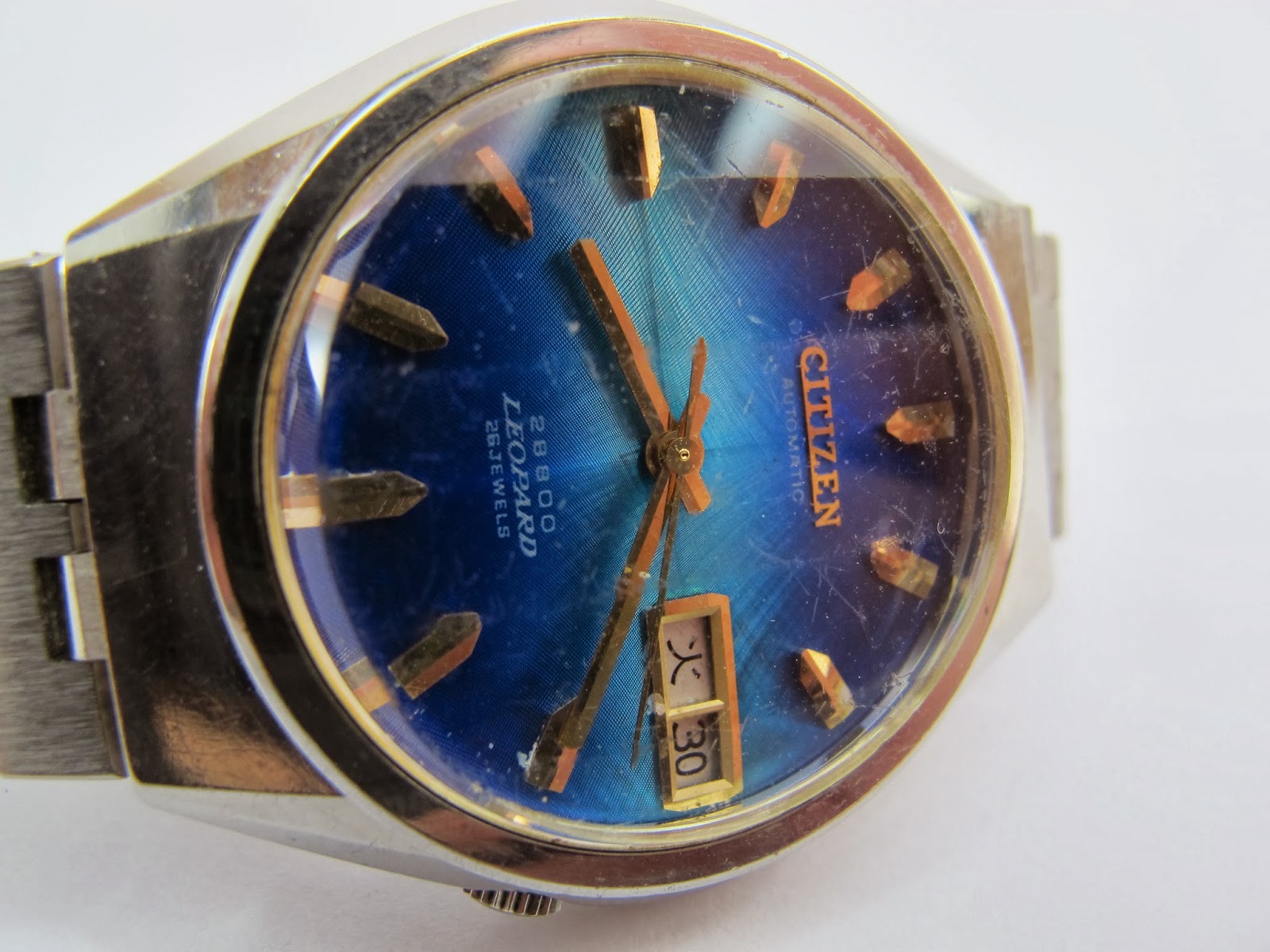 watchopenia: Rare Funky Design: Citizen Leopard 28800