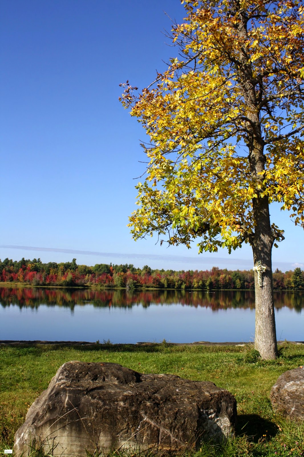 Fall Activities on Lake Champlain | Caravan Sonnet