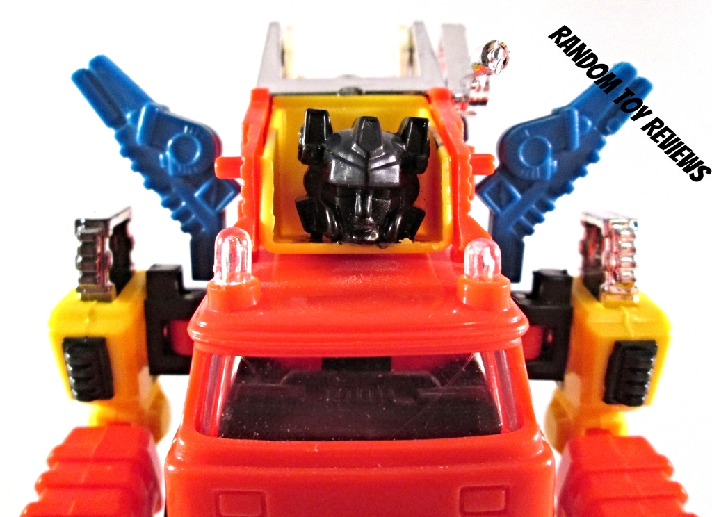 Random Toy Reviews: KO Korner: Transformers G3 Inferno