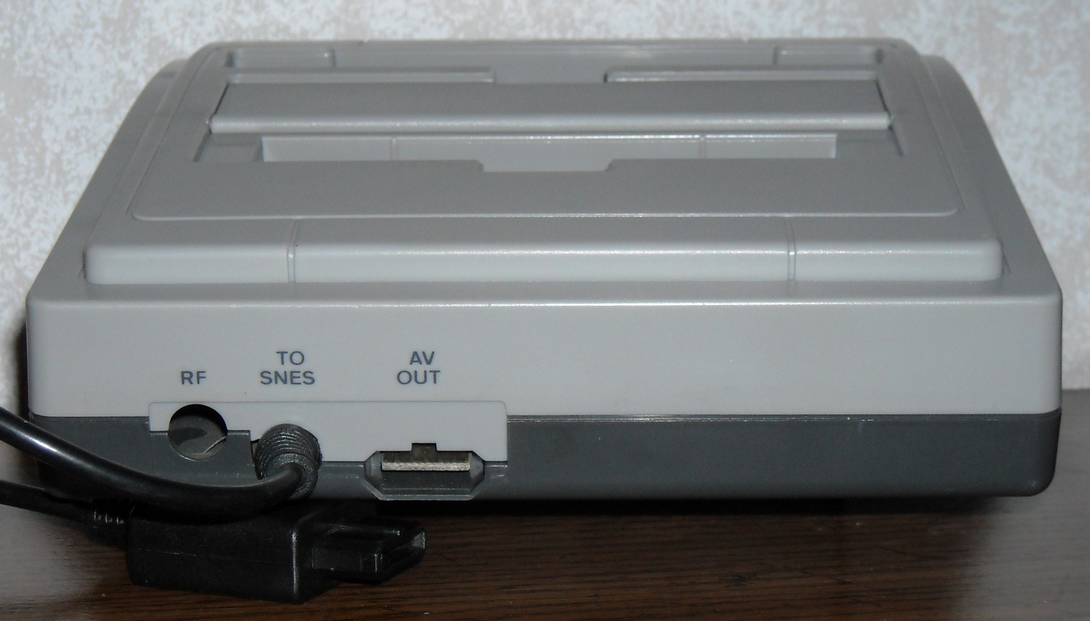 The Famiclone Shelf: Innovation Super 8 "Famiclone"