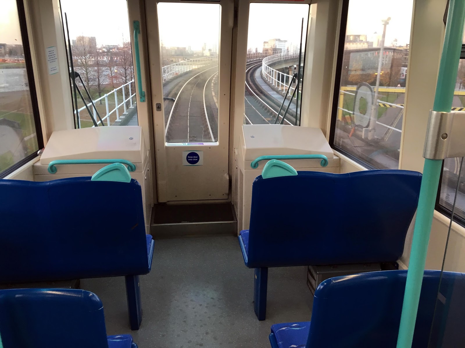 The Railway Photo Blog: DLR (8) : The best view