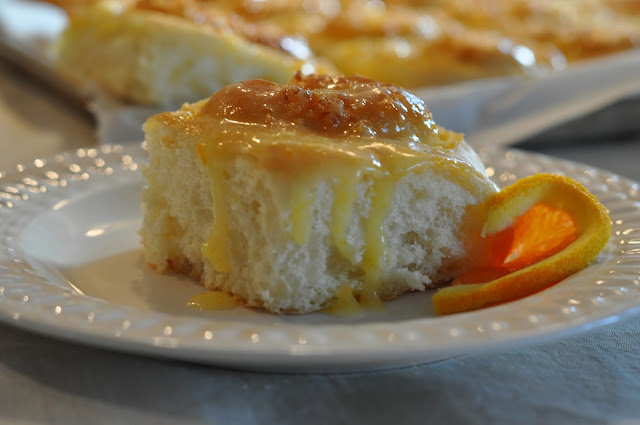 Mennonite Girls Can Cook: Sour Cream Orange Buns
