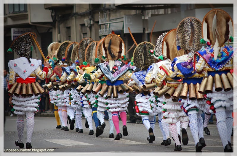 Un paseo,una foto: Entroido de Verín : os CIGARRÓNS (Ourense)