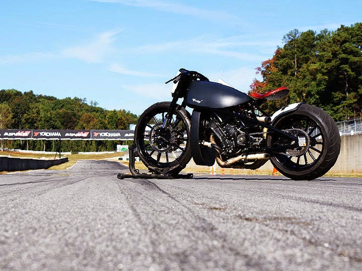 MOTOBLOGGER: Yamaha R1 Bobber Fatty – Speedconcepts