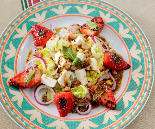 gastroaragón: LA RECETA. Ensalada de fresas a la parrilla y queso feta