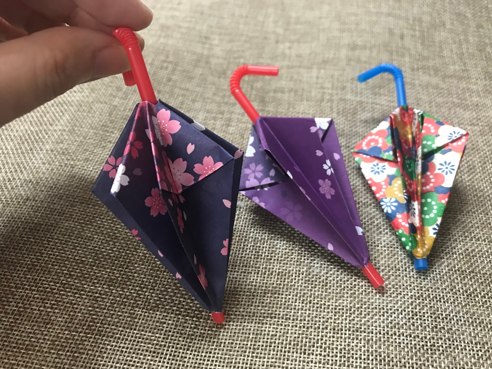 Tutorial #50: Easy Origami Umbrella | The Idea King
