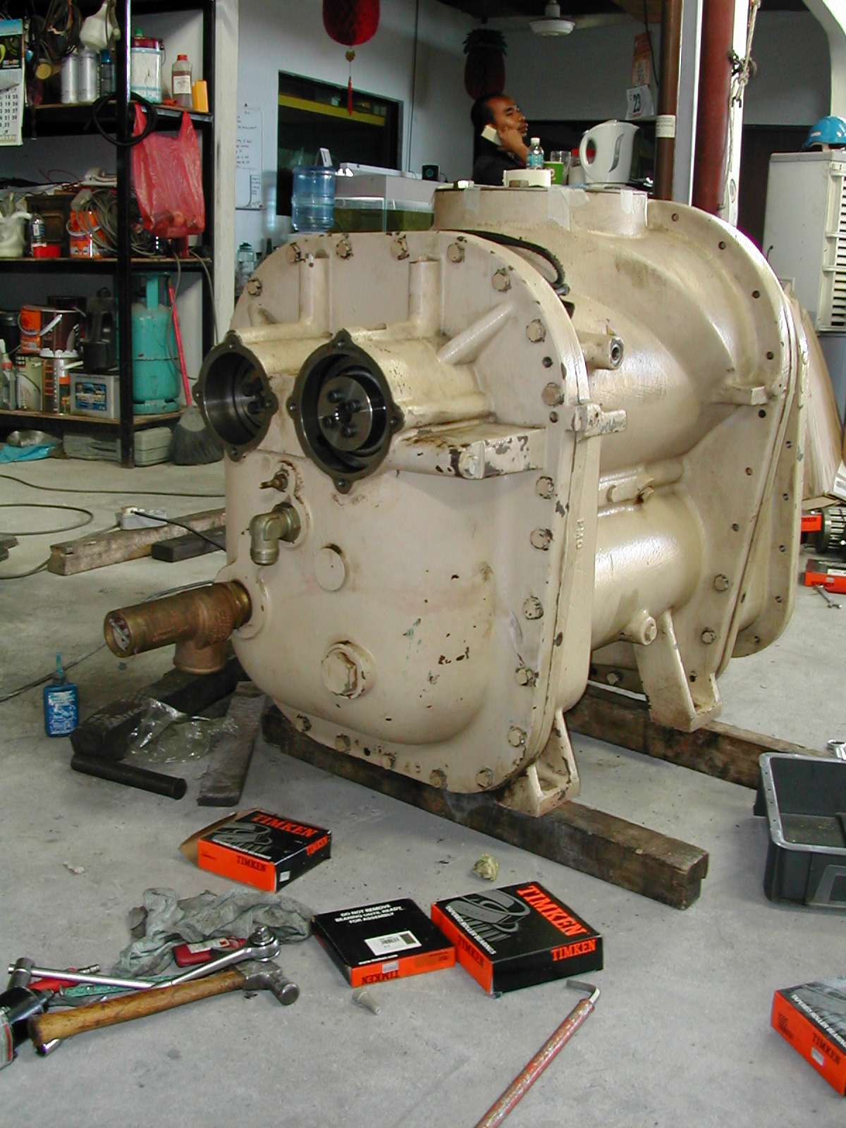 Compressors: Rotary Screw Air Compressor Overhaul