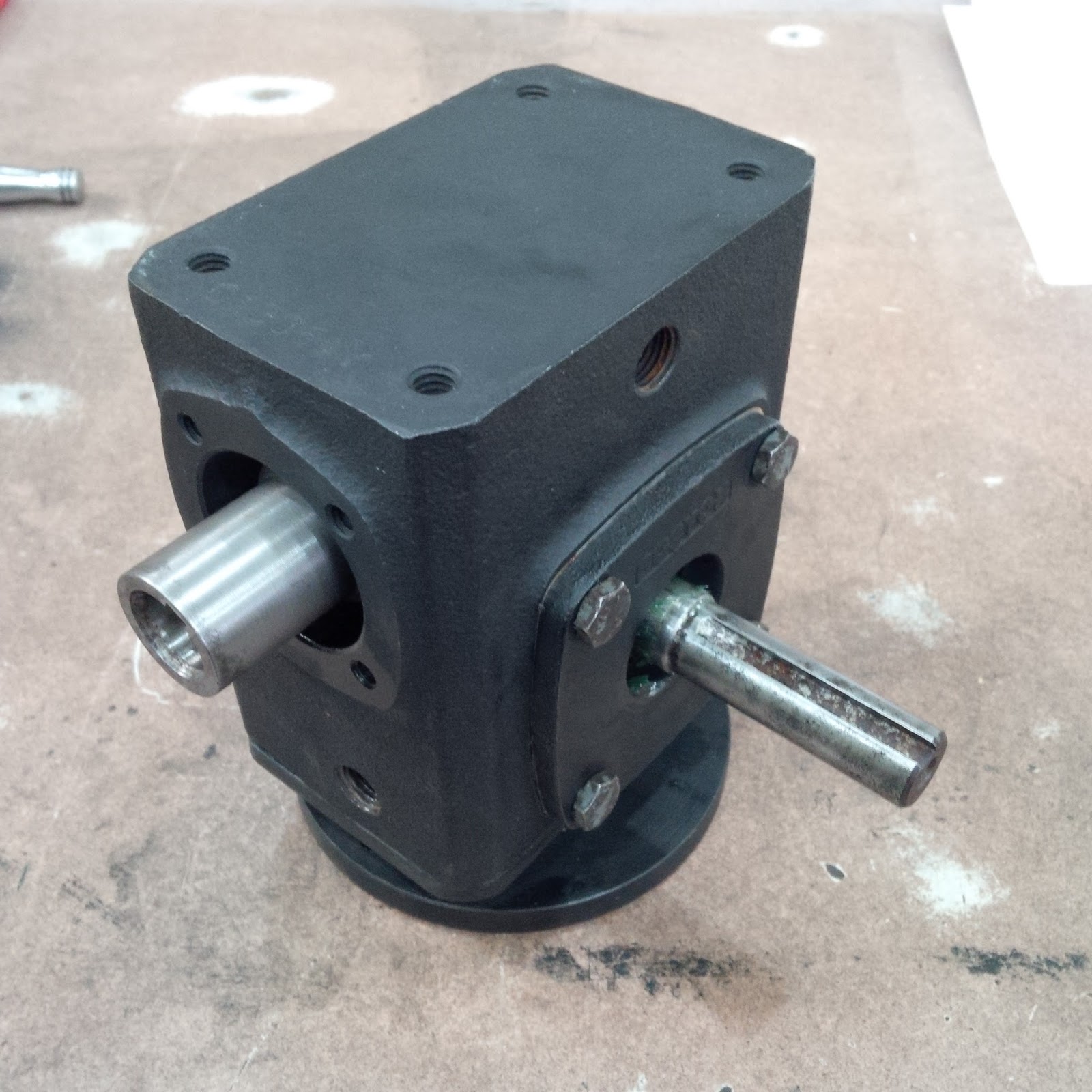 Another Day Another Project: Dividing Head for Indexing and Cutting Gears