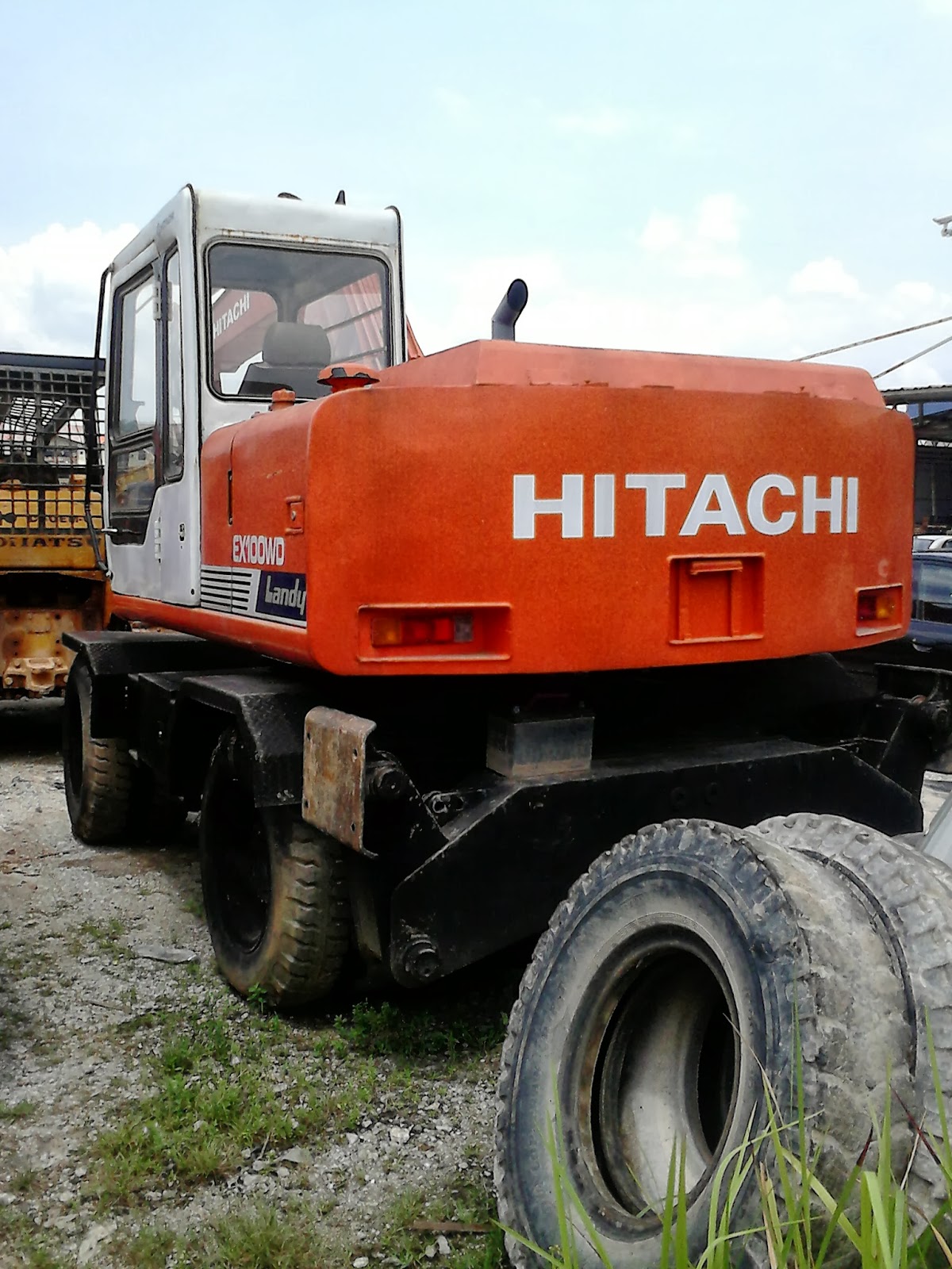 Hong Soon Machinery Sdn Bhd (1059568-V): HITACHI EX100WD