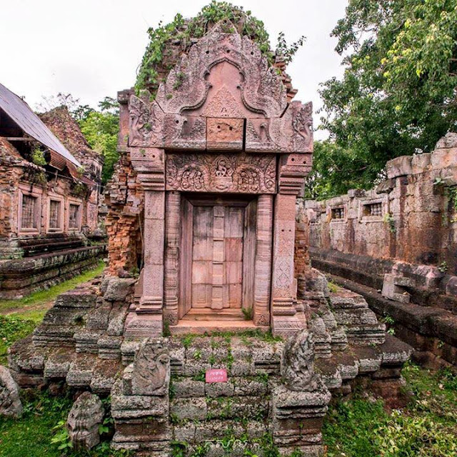 Villagers Learn the History of Phnom Chisor in Cambodia ~ Read All Time ...