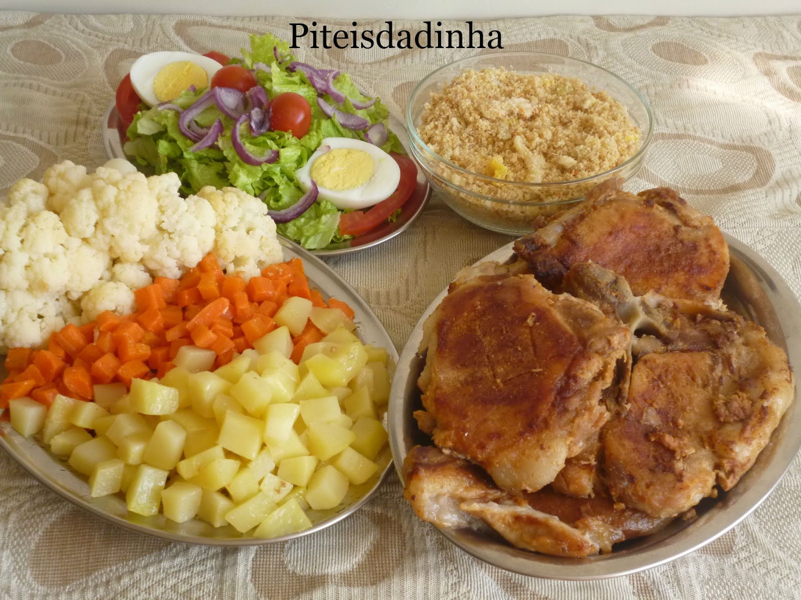 Piteisdadinha: CARRÉ ASSADO + couve flor com cubos de batata e cenoura ...