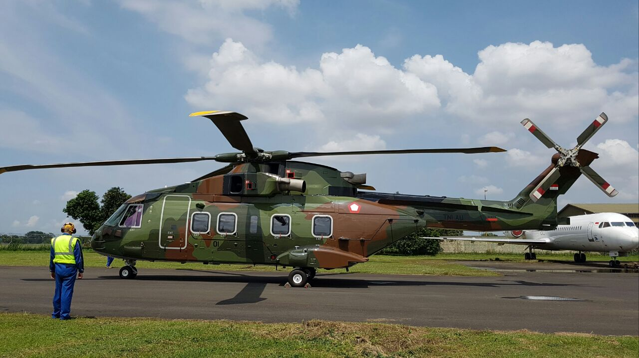 Garuda Militer: [Foto] Ujicoba Helikopter AW 101