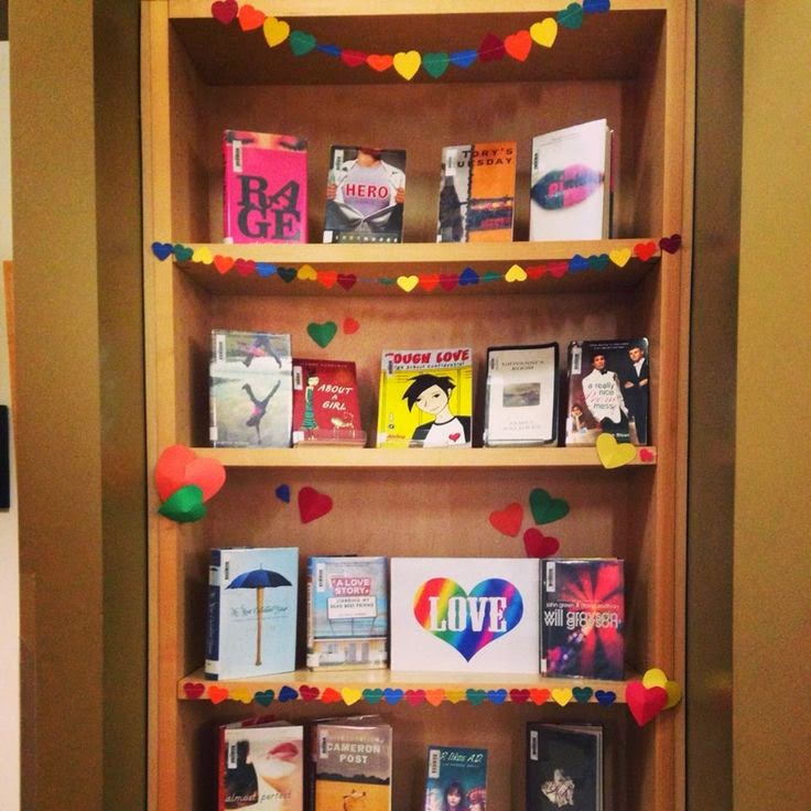 Librarian on Display: A Year Of Library Displays!