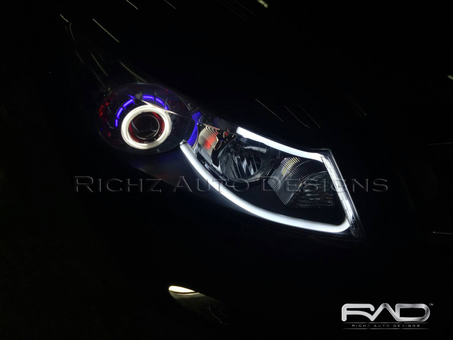 Richz Auto Designs: CUSTOM HEADLAMP / STOPLAMP