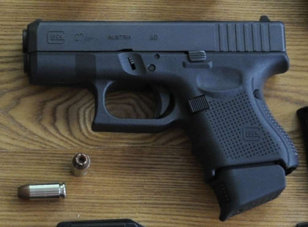 Glock 27 for sale !!!: Glock 27 w/ Accessories For Sale