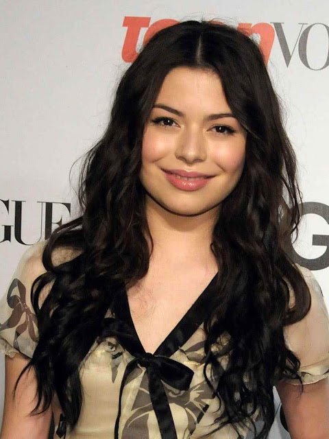Miranda Cosgrove Cute Smile Photos ~ actresszoneblogest1
