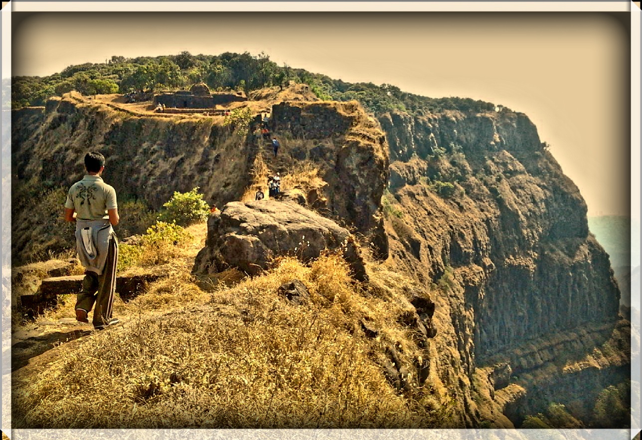 Forts of Sahyadri: Memorable trek to Fort Vasota