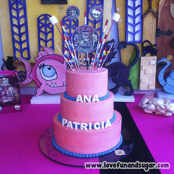 Torta de Monster High: ANA PATRICIA | Love, Fun and Sugar.