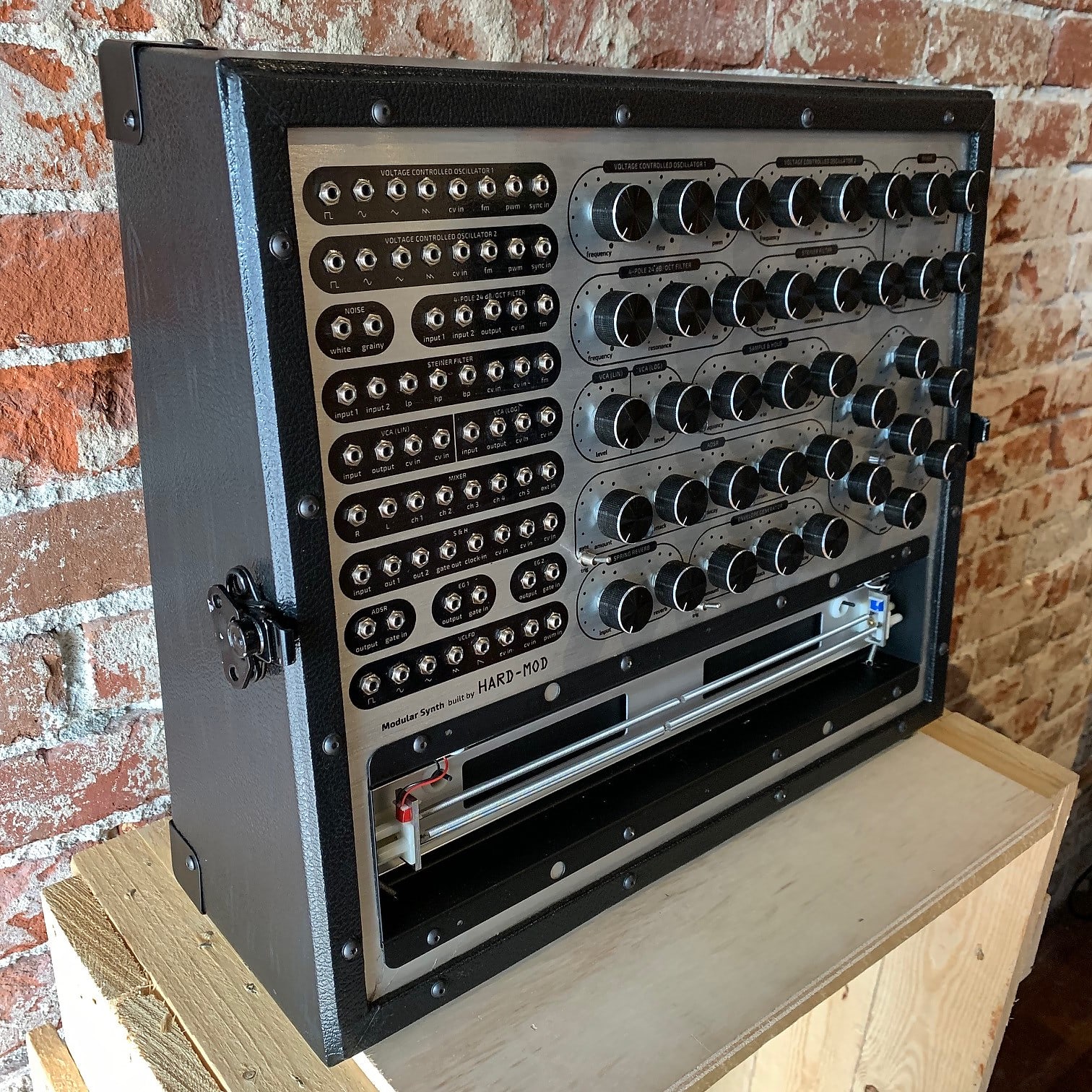 MATRIXSYNTH: Hard-Mod Modular Synth [NOISEBUG] USED