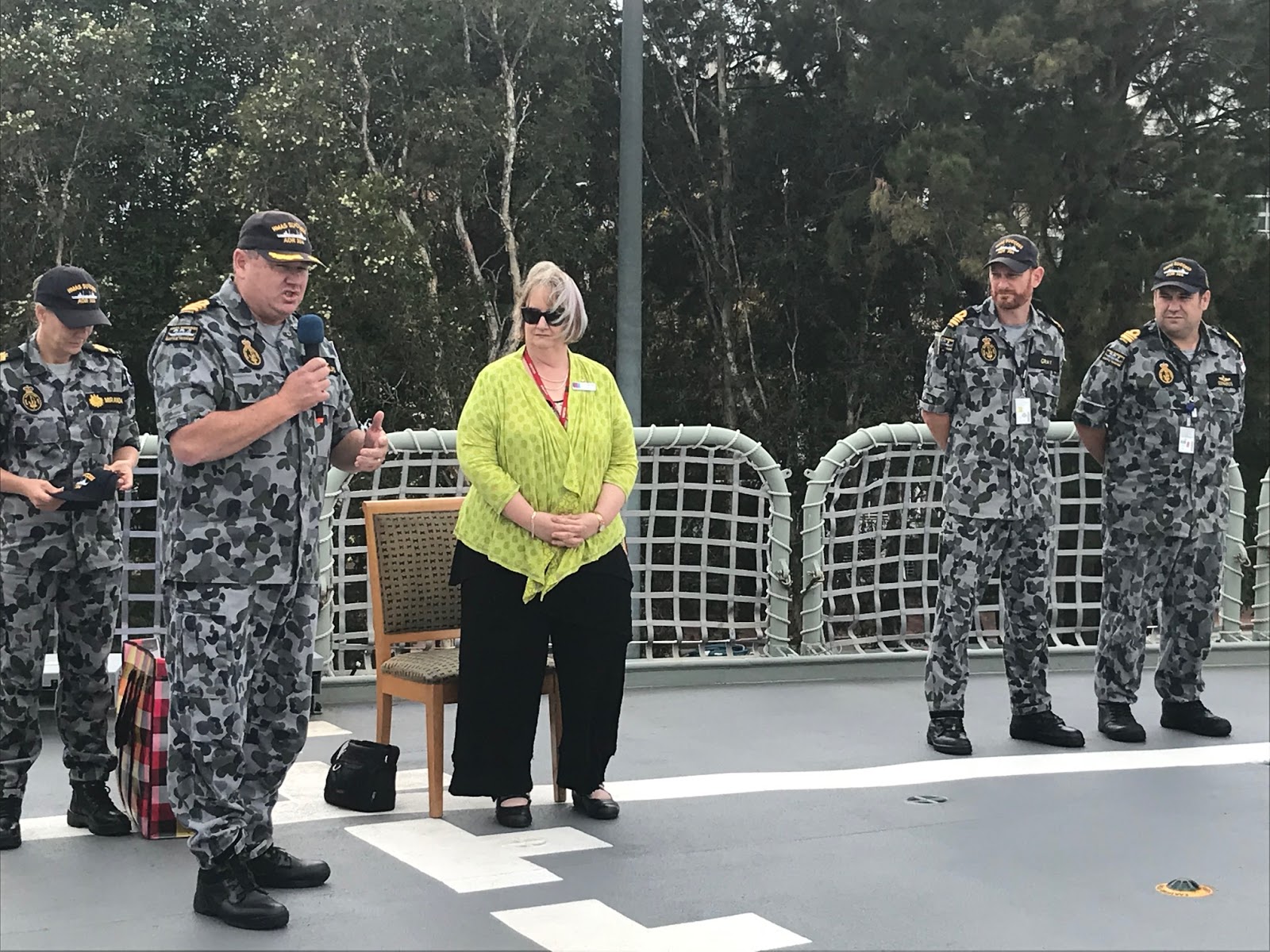 A visit to HMAS Success - Aussie Hero Quilts (and Laundry Bags)