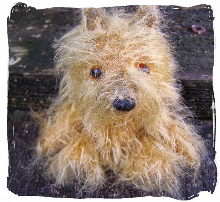 Little Scruffs miniature Bears