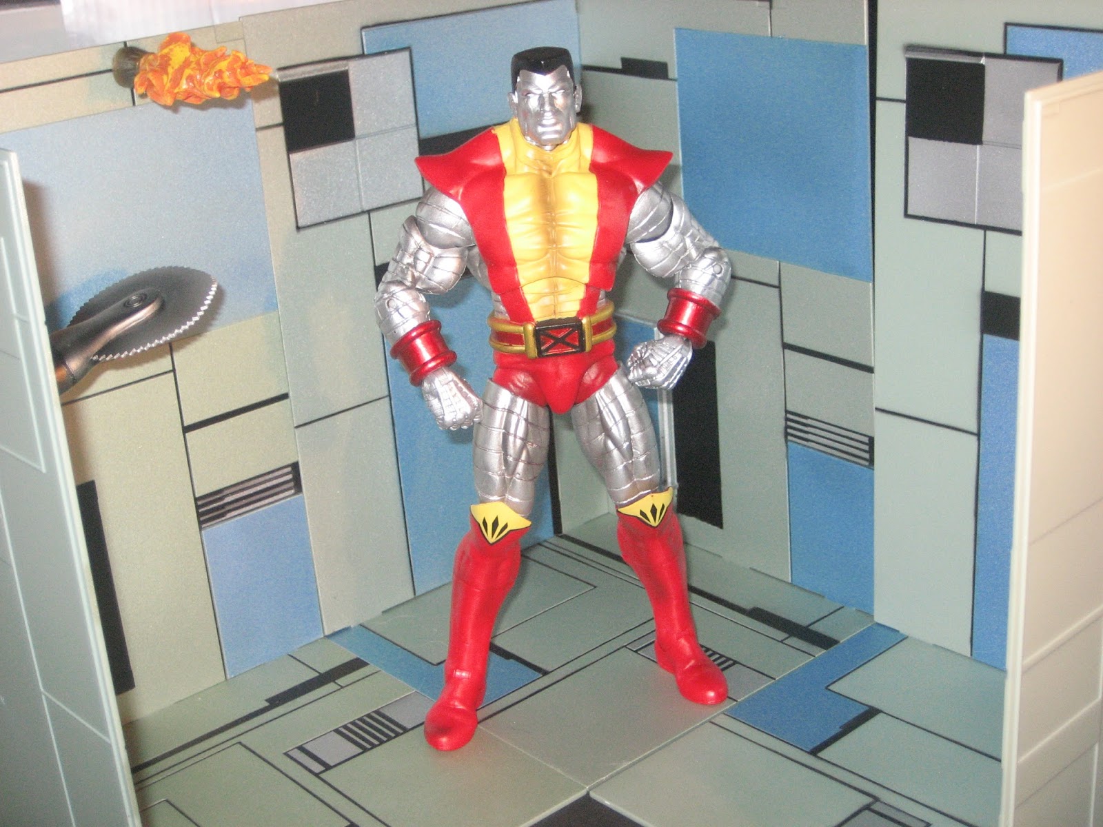Random Happenstance: (Sort of) a Review: Diamond Select X-Men, Cyclops ...
