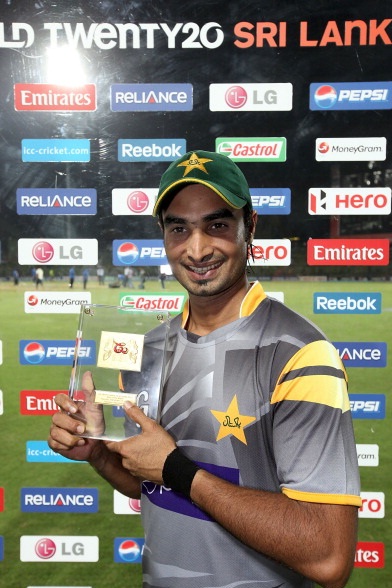 Pakistan into WT20 Super Eights with 8wkts win over Bangladesh ...