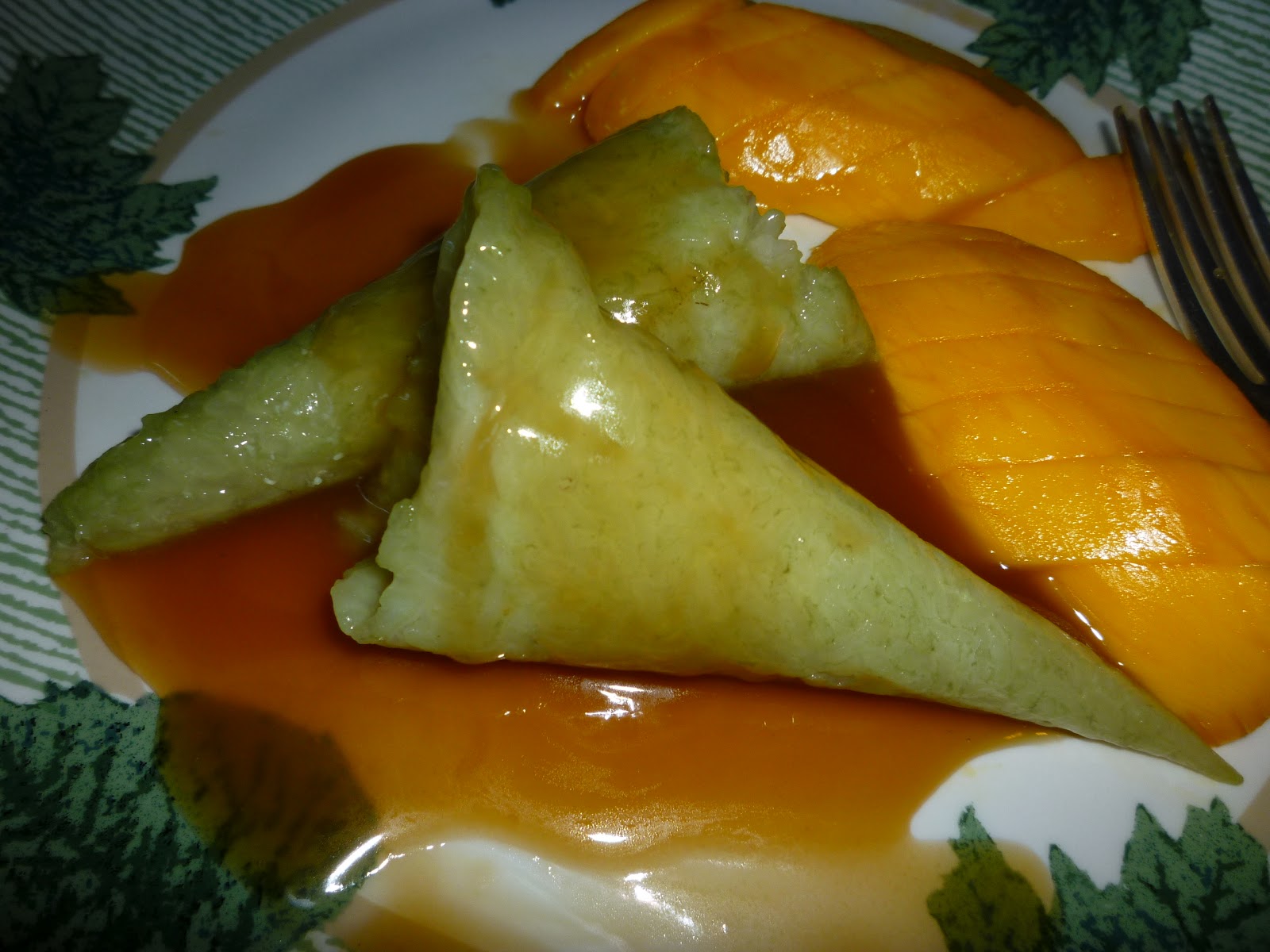 PinoyAmericanFavoriteRecipes: #348_Old-Fashioned Suman at Katiba