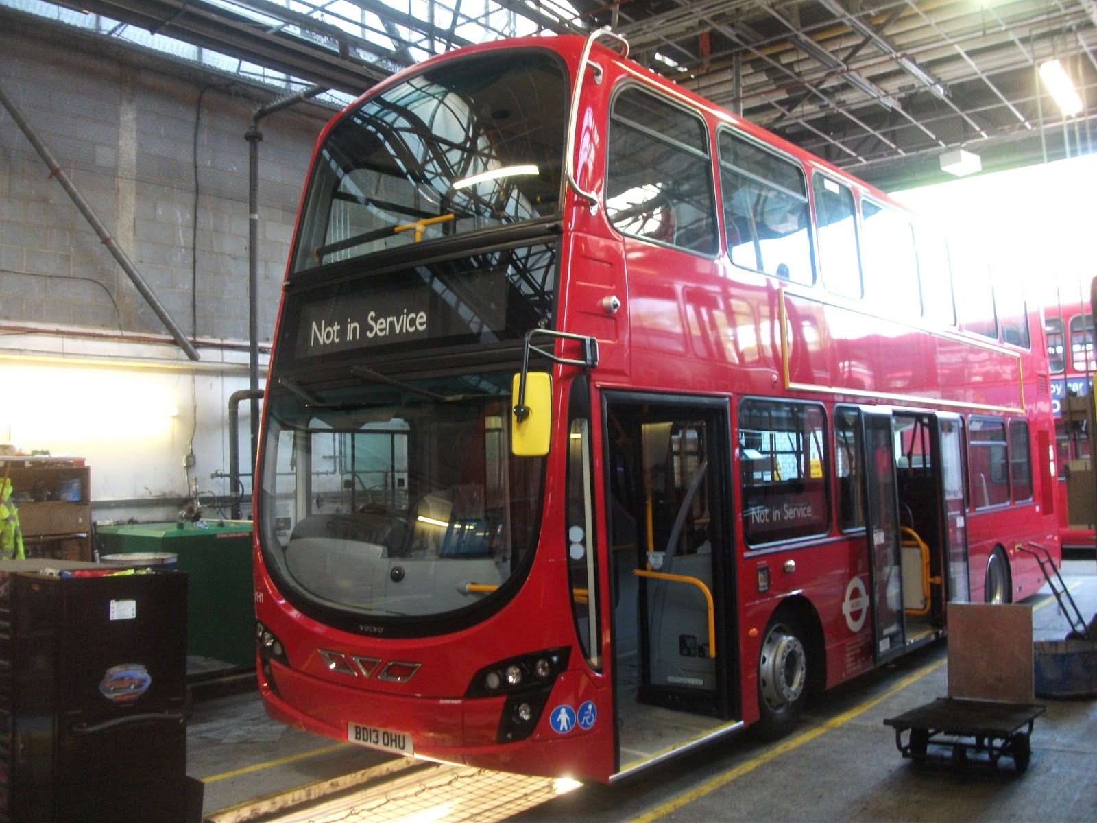 The Circle of London : London Sovereign Edgware Garage [BT]..New ...