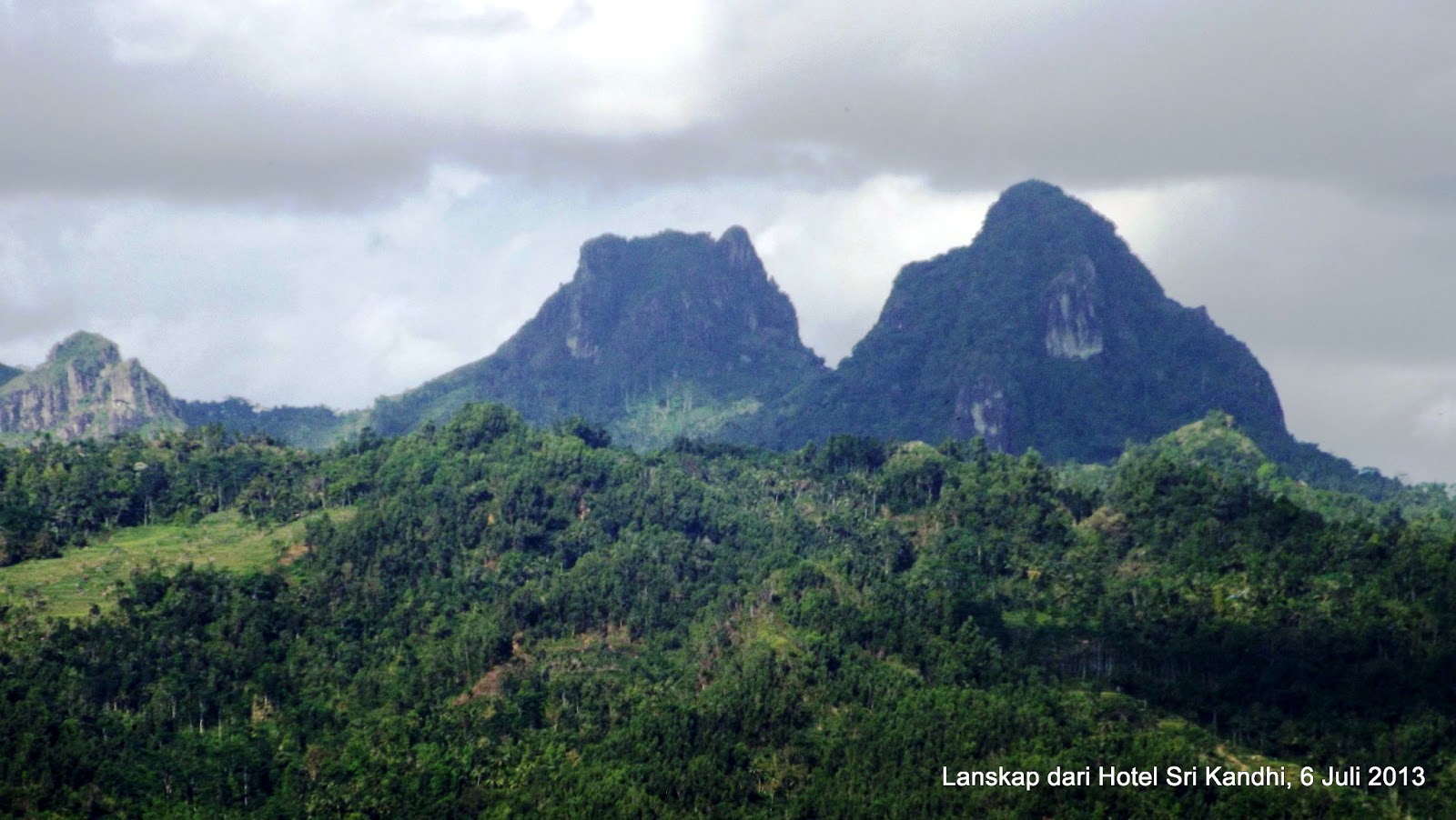 NdekWur: Pacitan diantara gunung