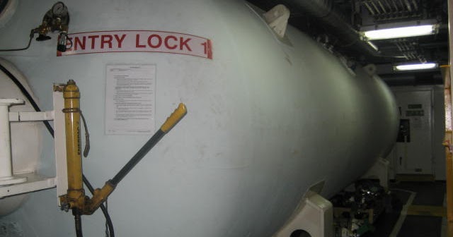 Rockwater 2 Dive Support Ship: Dive saturation chambers and diving bell