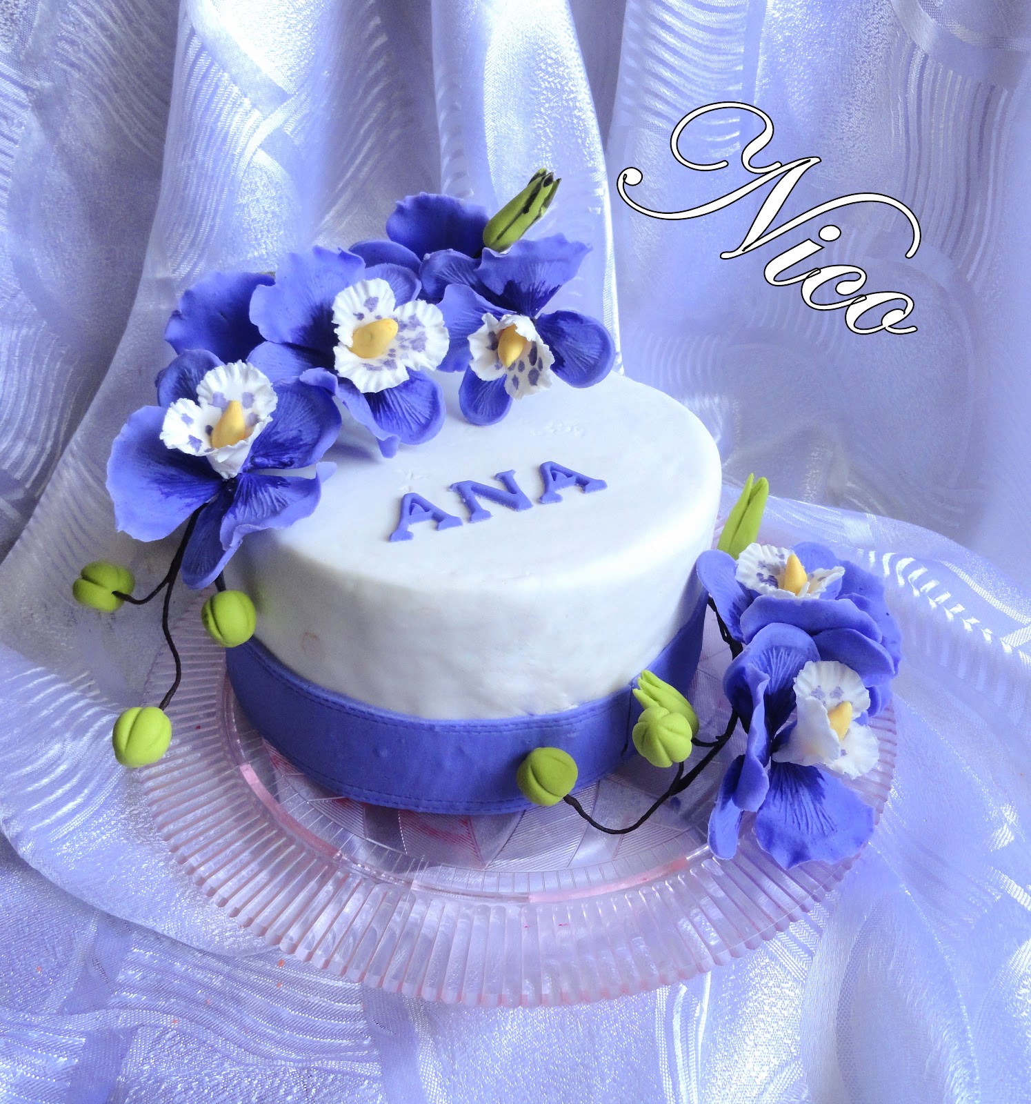 Torturi personalizate si ornamente comestibile in Dej: Tort cu orhidee mov