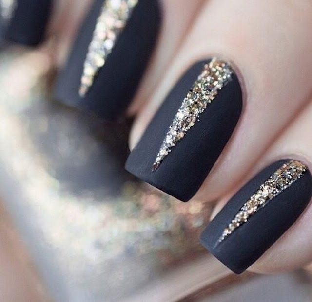 5 Super Easy Glittery Nail Art Ideas