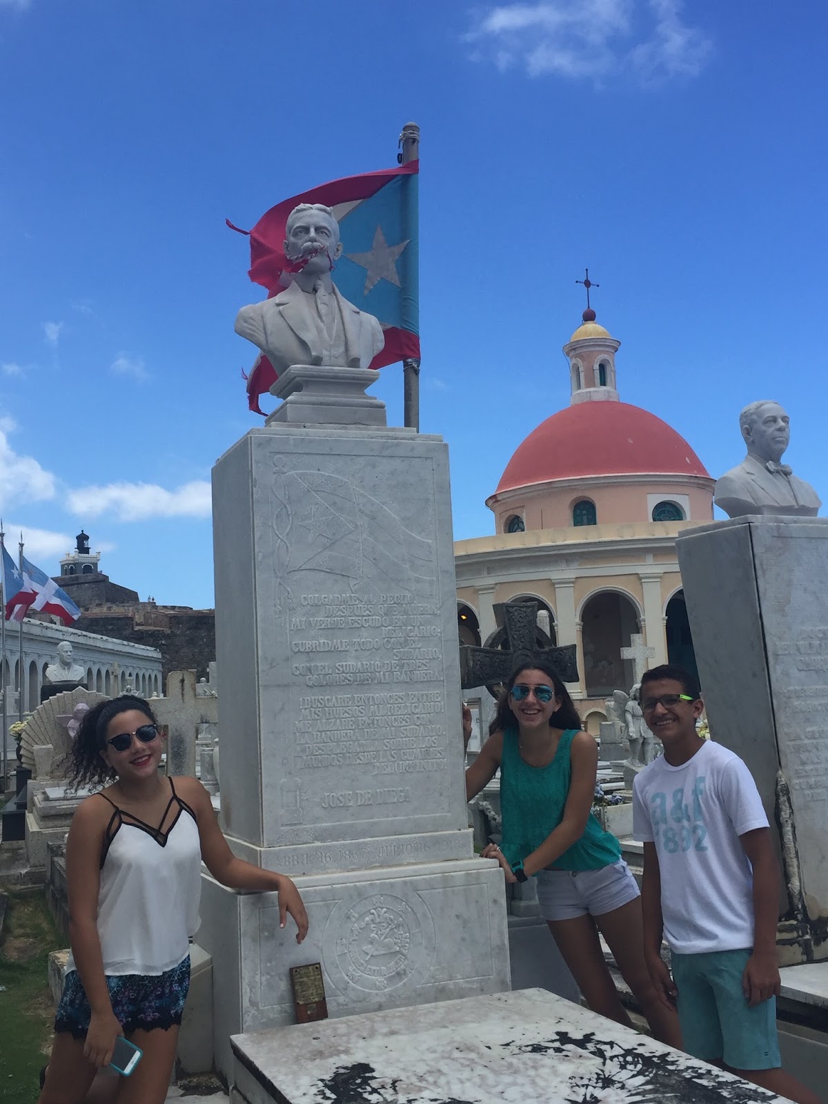 Old San Juan Scavenger Hunt: Cementerio de Santa María de Pazzis