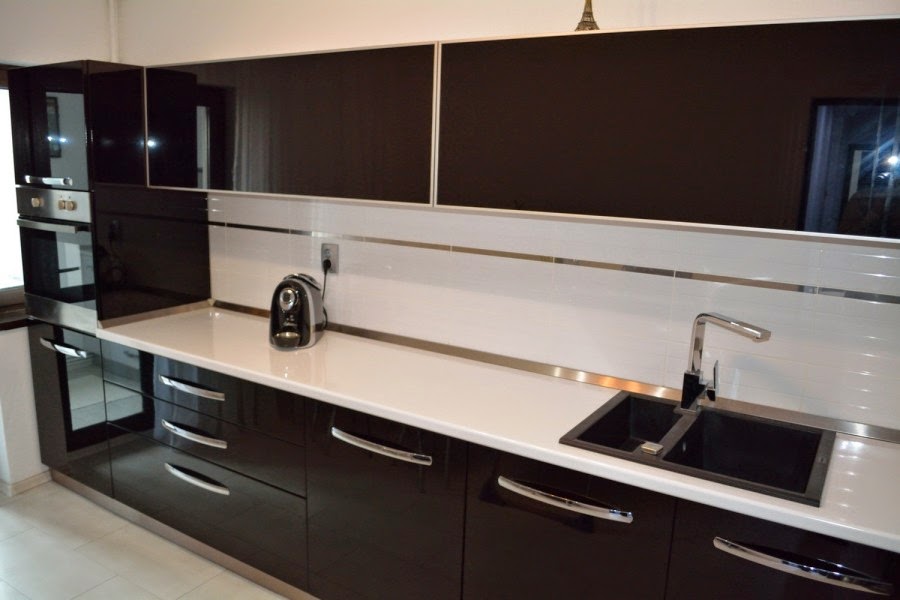 Mobila Bacau Yulmob: Mobila Bucatarie Neagra- Mdf Vopsit