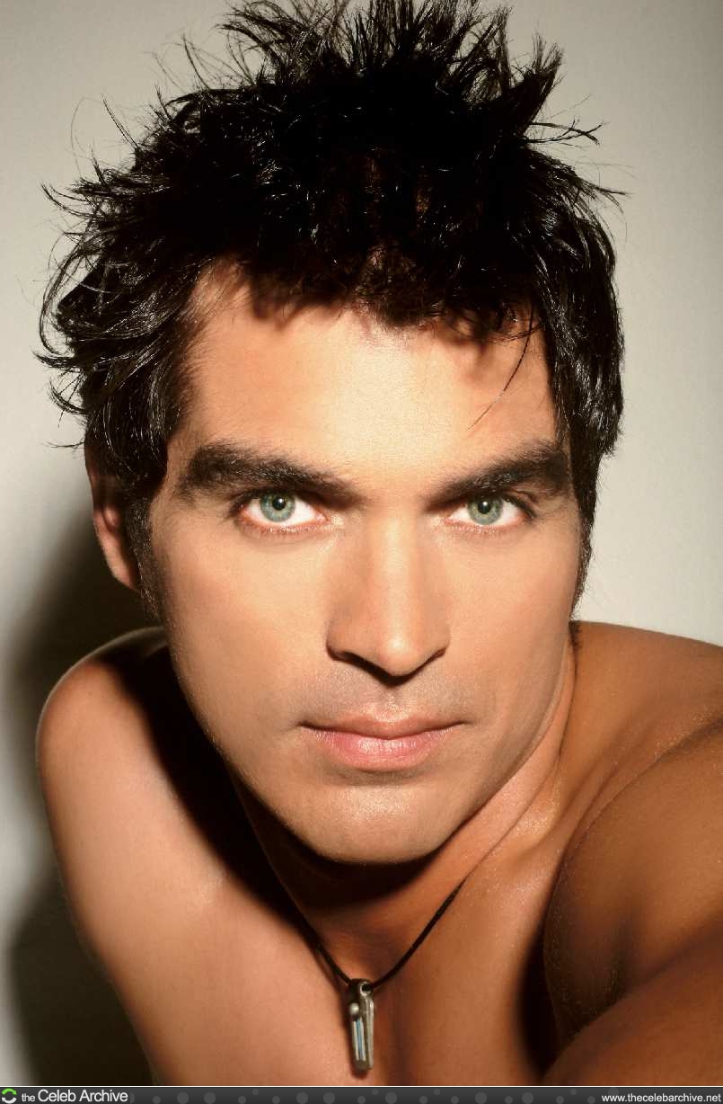 .: ACTOR: TIBERIO CRUZ