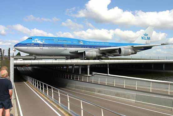 Wonderful Info: Have You ever heard about Aeroplane Crossing ... ?