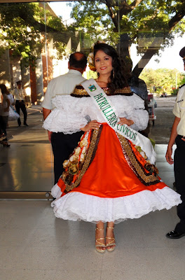 Noticias, Arte, Cultura y Turismo: Traje Tipico del Bambuco Colombiano